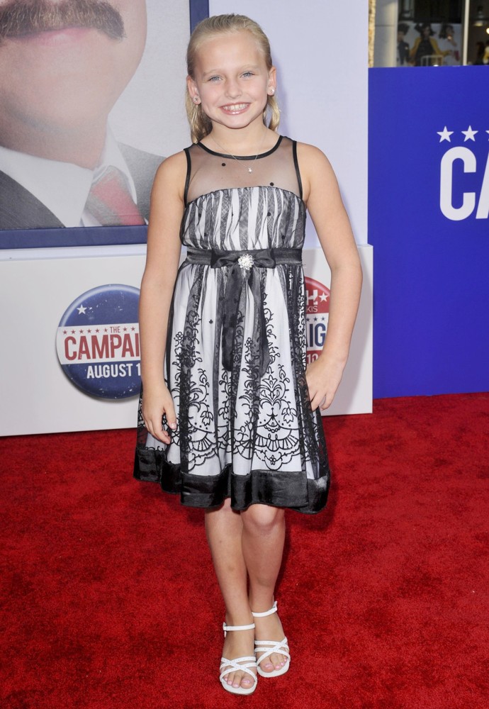 madison-wolfe Picture 1 - Los Angeles Premiere of The Campaign - Arrivals
