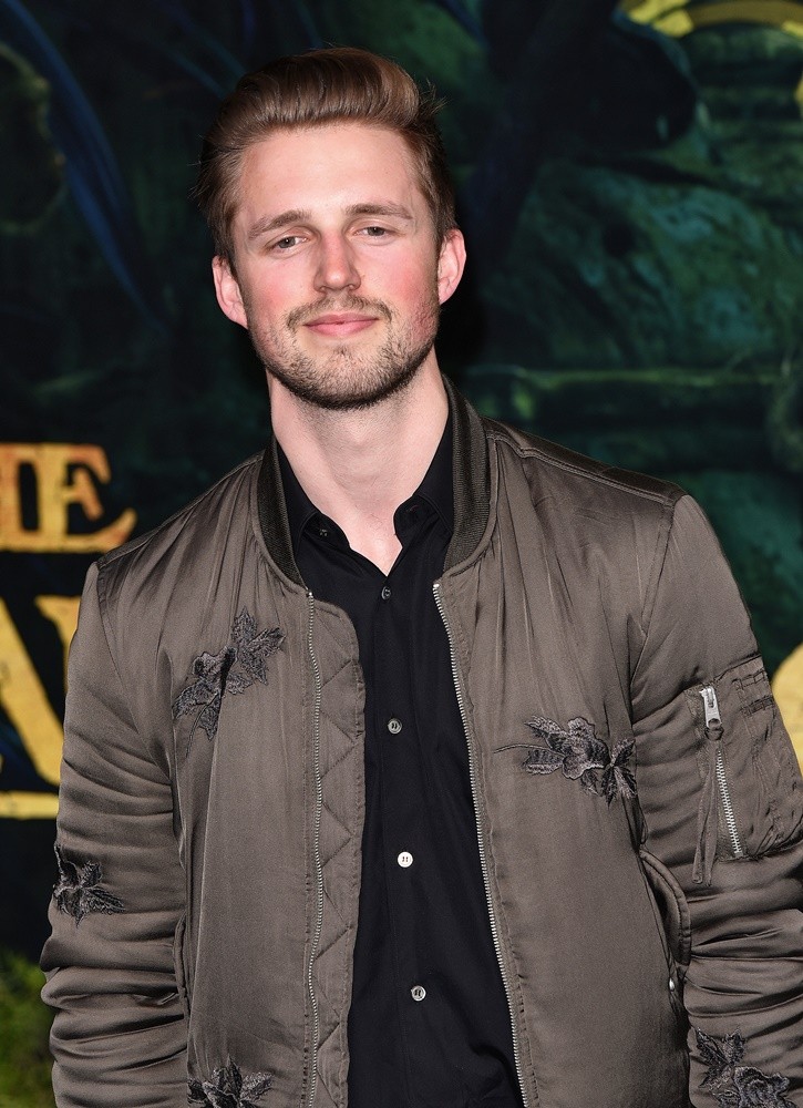 marcus-butler Picture 1 - The Jungle Book European Premiere - Red ...