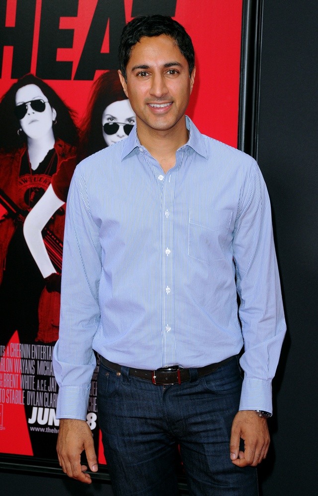Maulik Pancholy Pictures, Latest News, Videos.