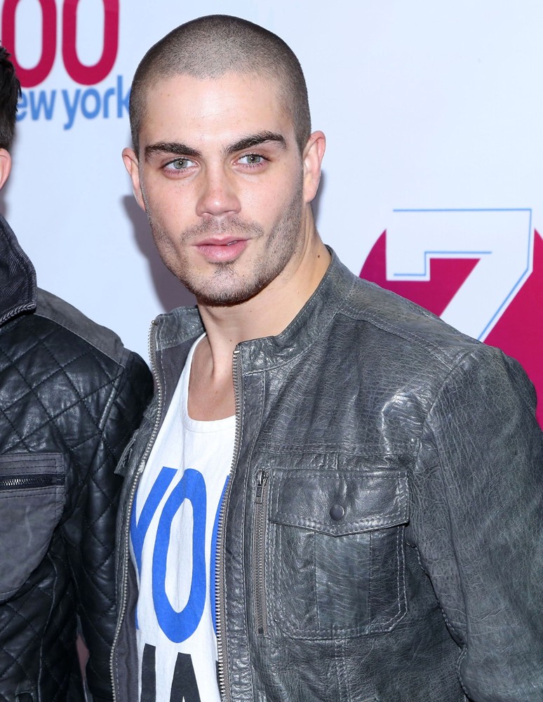 Max George Picture 17 - People's Choice Awards 2013 - Red Carpet Arrivals