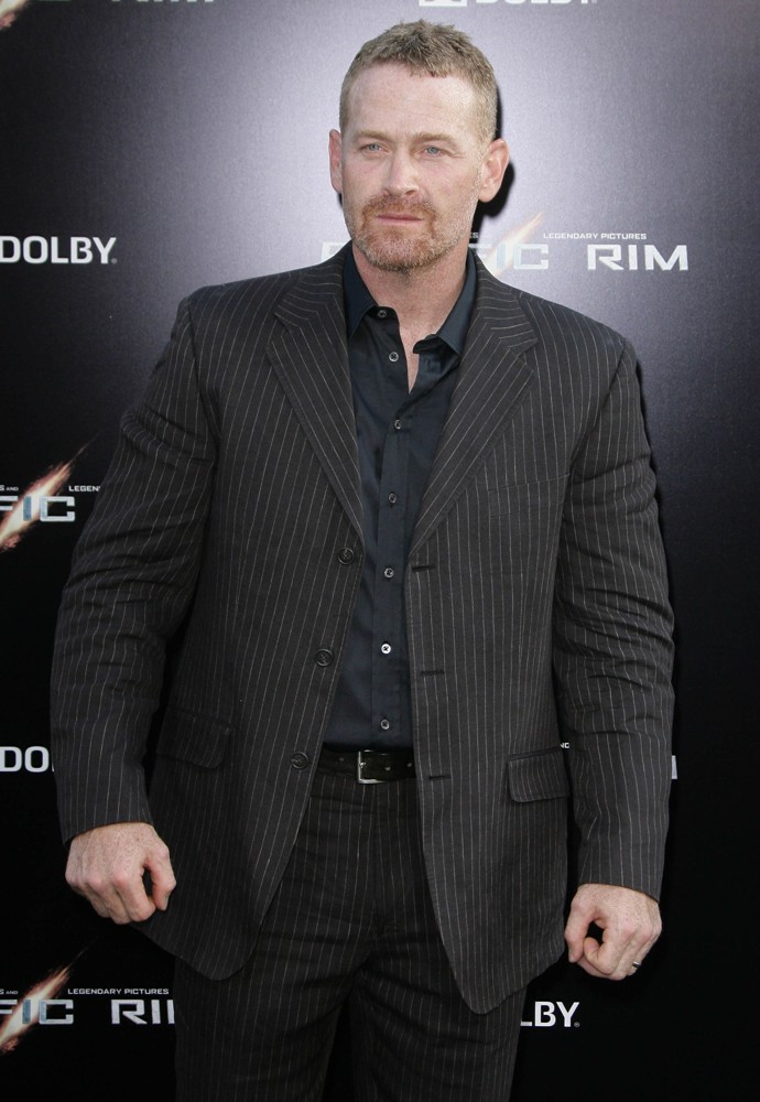 Max Martini Picture 1 - The CBS TCA Summer 2008 Party