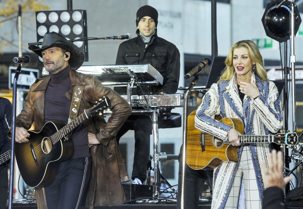 Tim McGraw Pictures with High Quality Photos