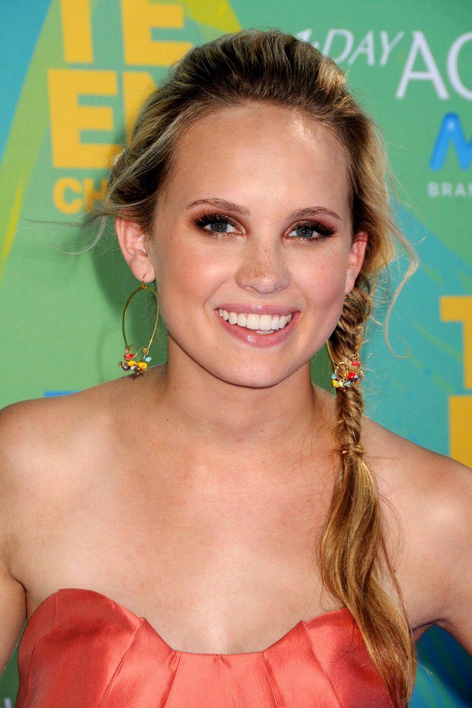 Meaghan Martin Picture 4 - 2011 Teen Choice Awards