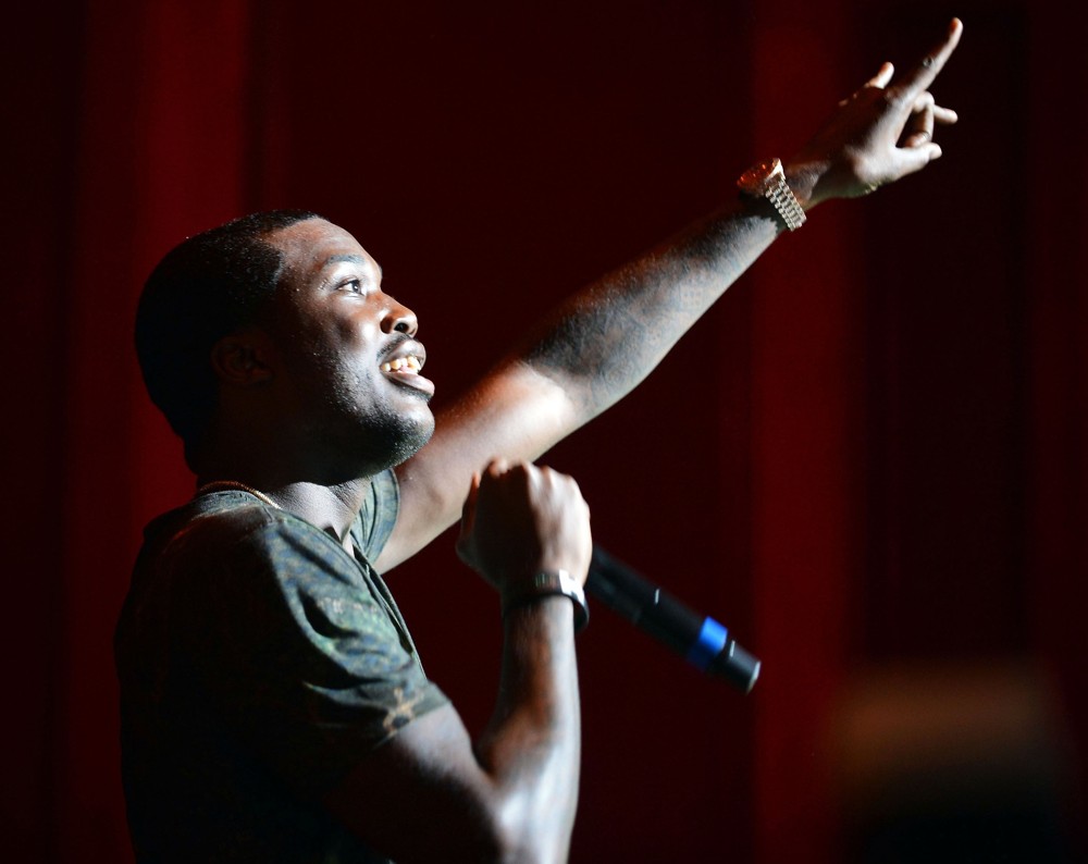 meek mill Picture 12 - Meek Mill Performing During His Dream and ...