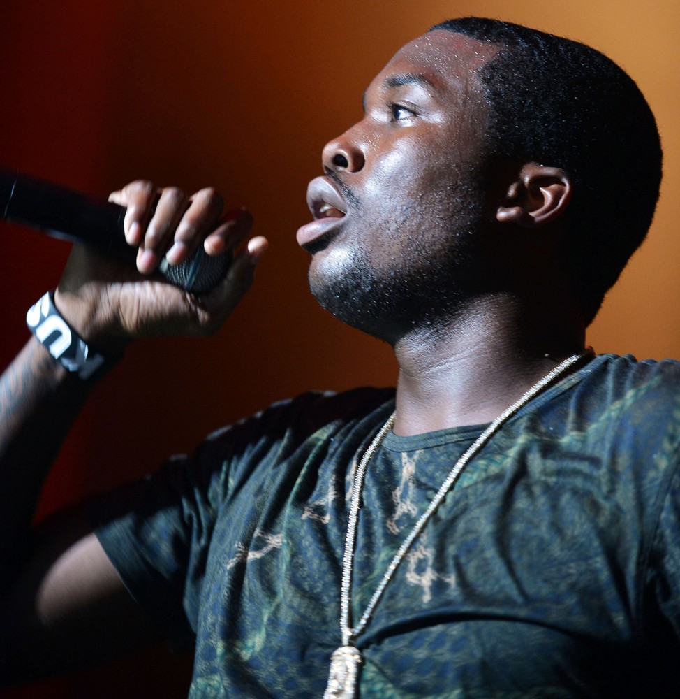 Meek Mill Picture 16 - Meek Mill Performs During Maybach Music Group Tour