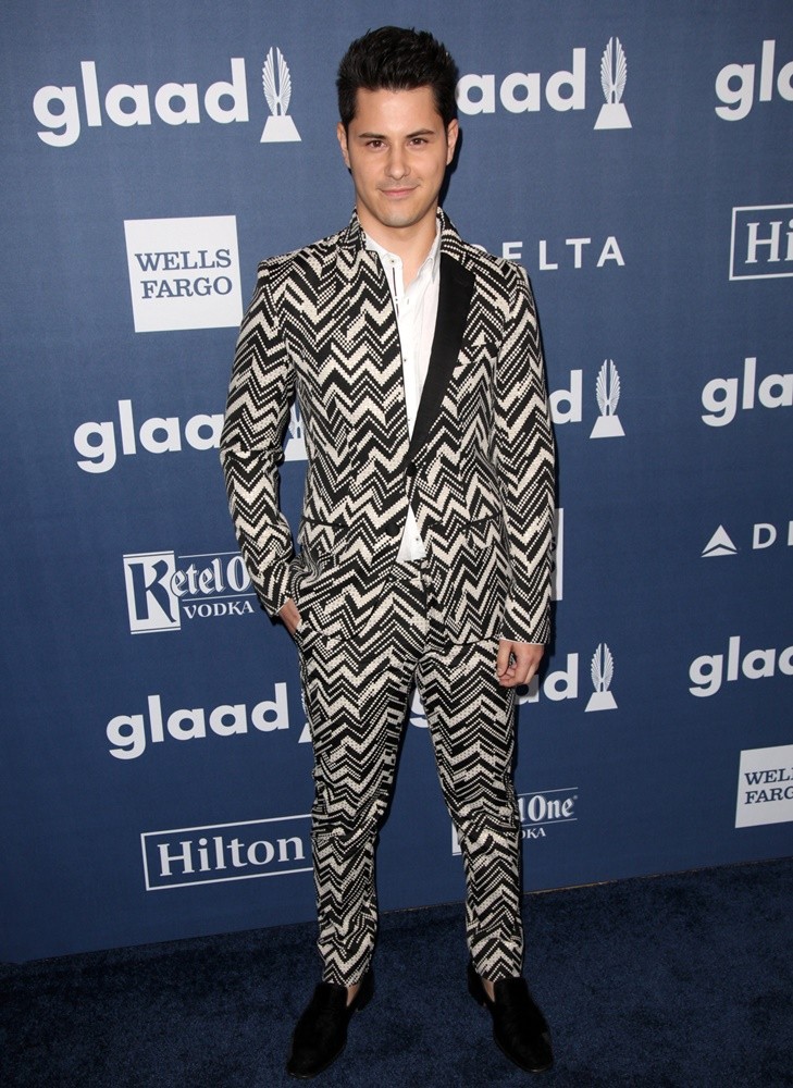 Michael J. Willett Picture 1 - The 27th Annual GLAAD Media Awards ...