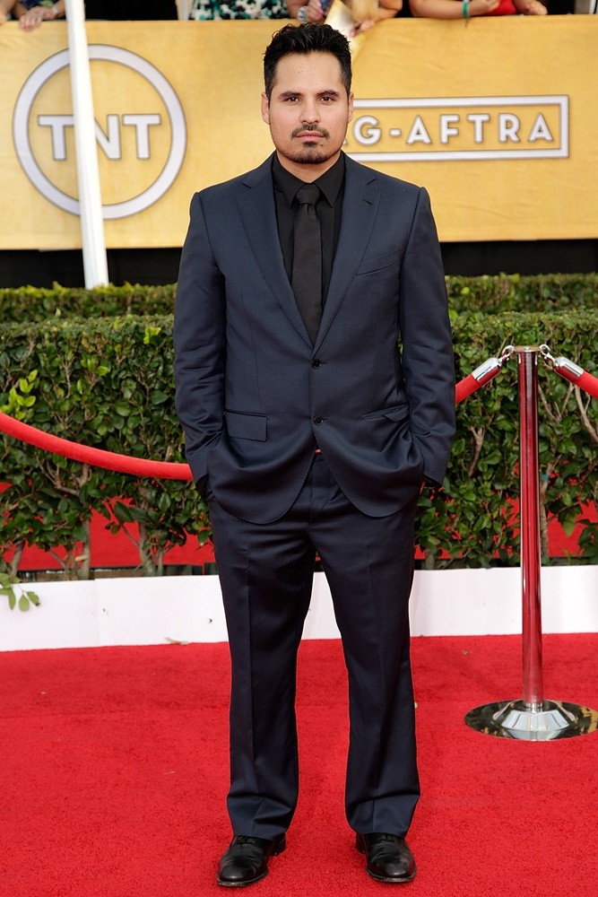 Michael Pena Picture 1 - The 20th Annual Screen Actors Guild Awards ...