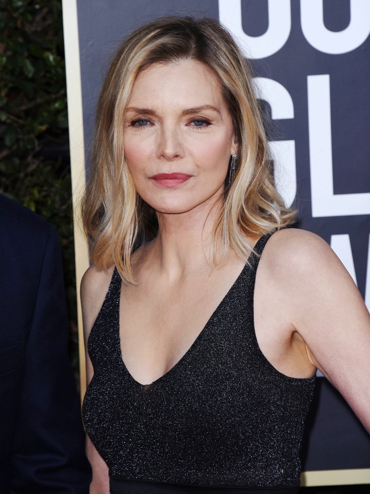 Michelle Pfeiffer Pictures with High Quality Photos