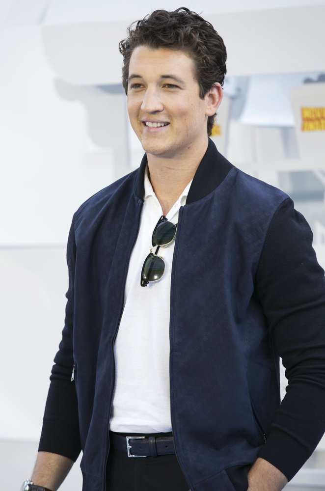 miles-teller Picture 1 - The 2015 MTV Movie Awards - Red Carpet Arrivals
