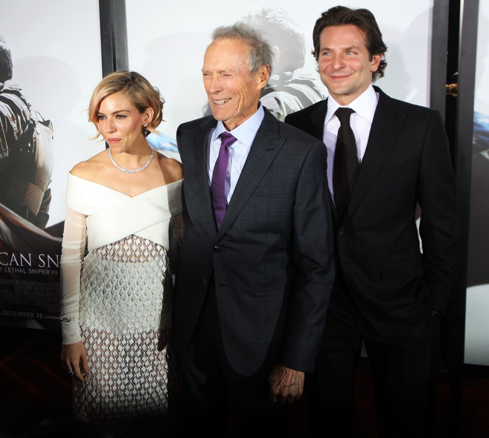 sienna-miller Picture 1 - Premiere of American Sniper - Red Carpet Arrivals