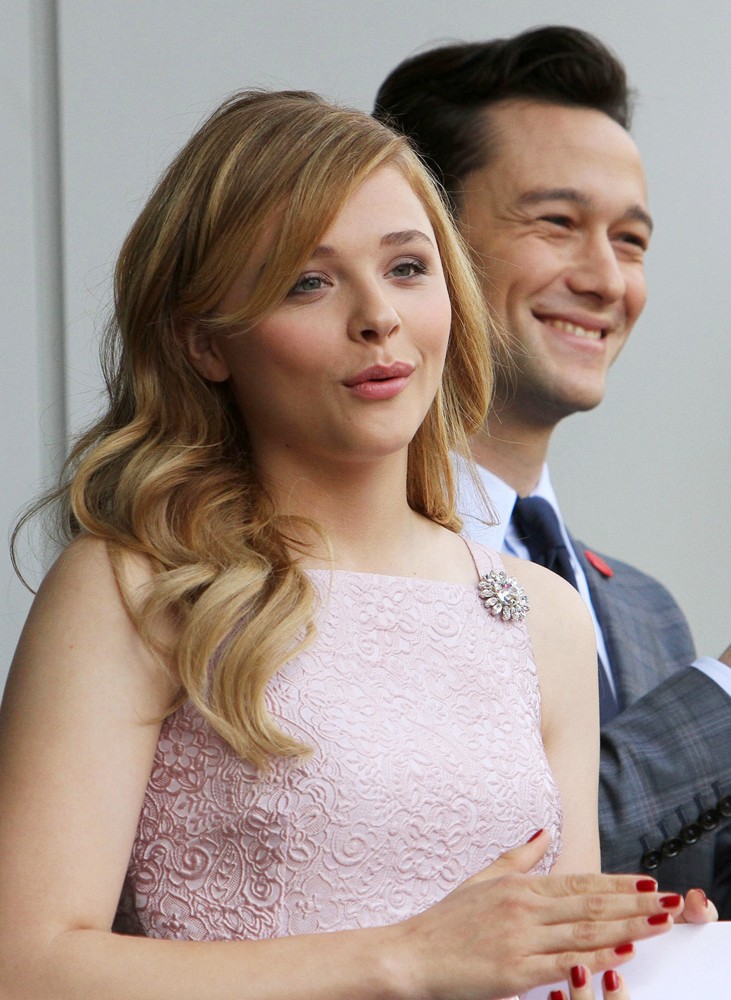chloe-moretz Picture 1 - Julianne Moore Honored with Star at The ...