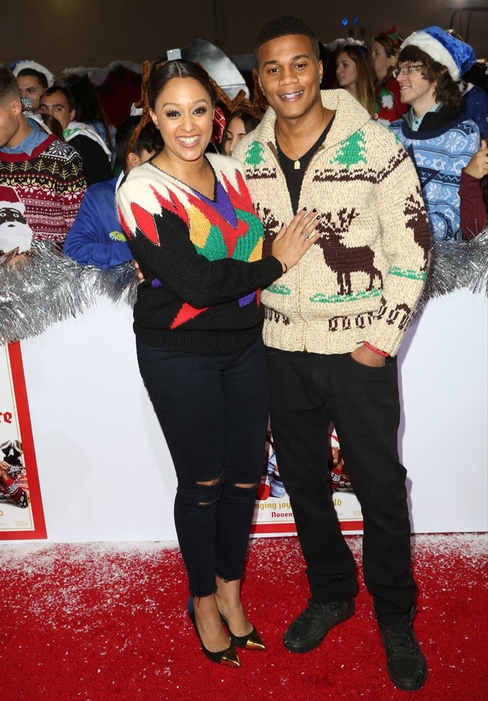 tia-mowry Picture 1 - Los Angeles World Premiere of The Night Before ...