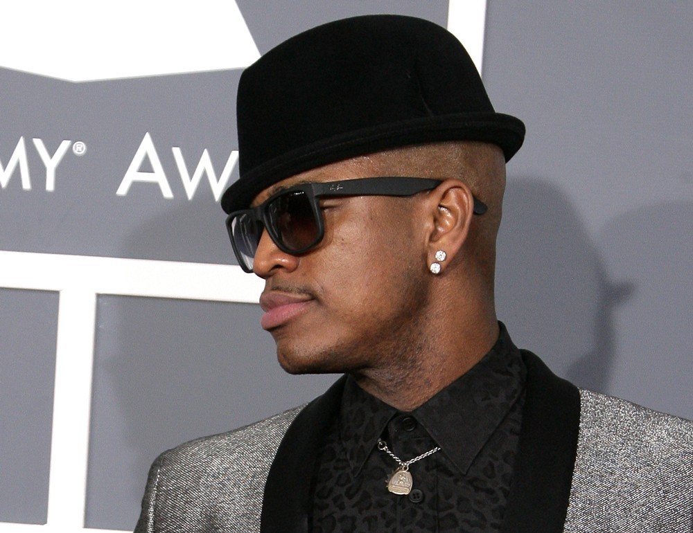 Ne-Yo Picture 1 - 55th Annual GRAMMY Awards - Arrivals