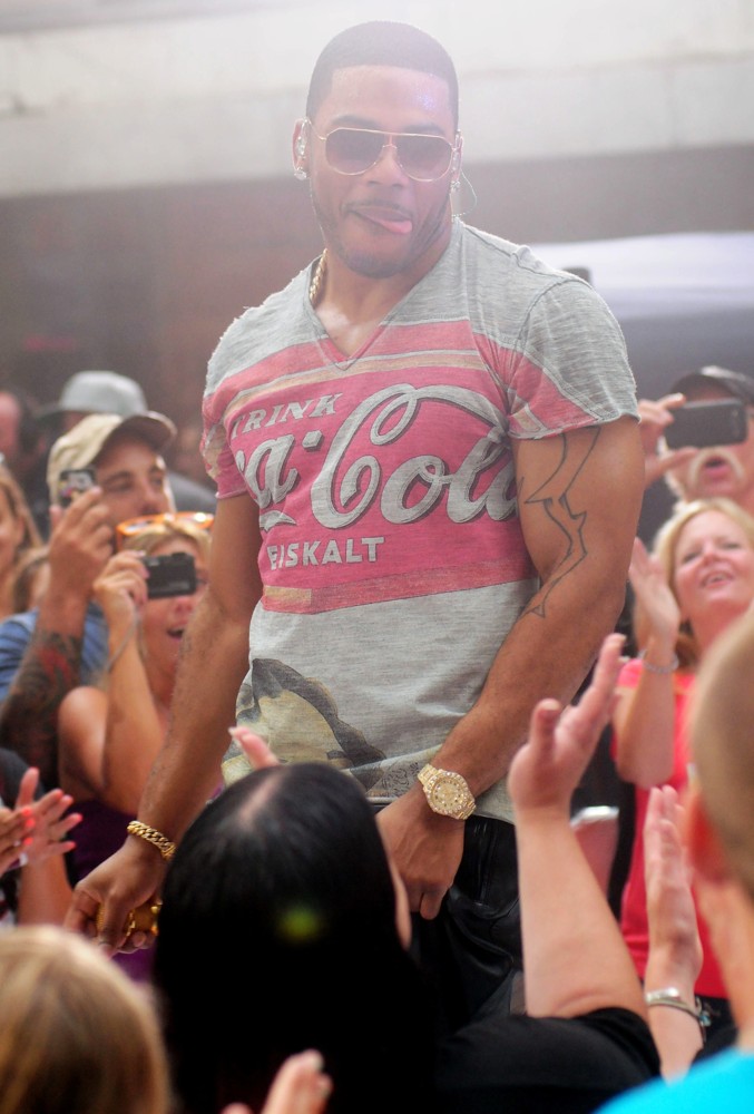 Nelly Picture 1 - Nelly Performs on Today Show
