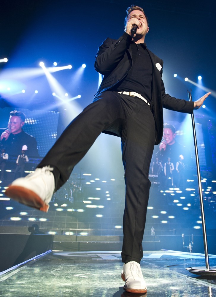 olly-murs Picture 1 - Olly Murs Performing Live