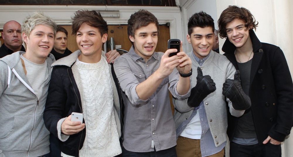 one-direction Picture 1 - Celebrities at The BBC Radio 1 Studios for ...