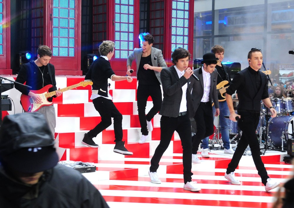 One Direction Picture 1 - One Direction Performing Live on The Today Show