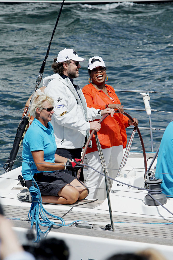 Oprah Winfrey Picture 63 - Oprah Winfrey Skippers A Yacht with Russell ...