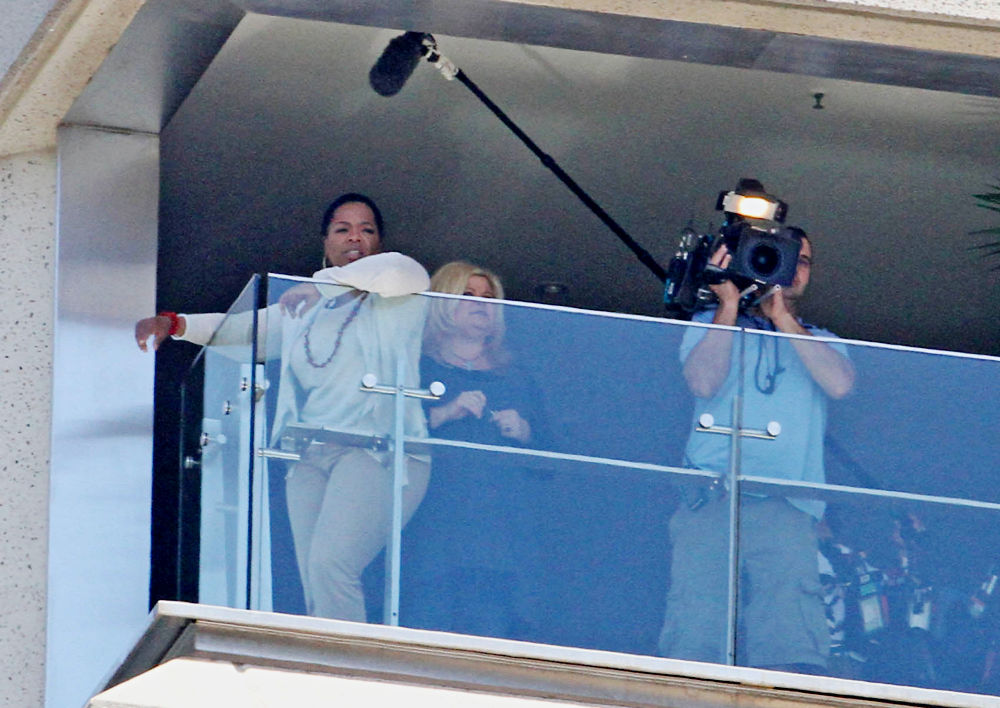 Oprah Winfrey Picture 55 - Oprah Winfrey Arrives by Private Jet for Her ...