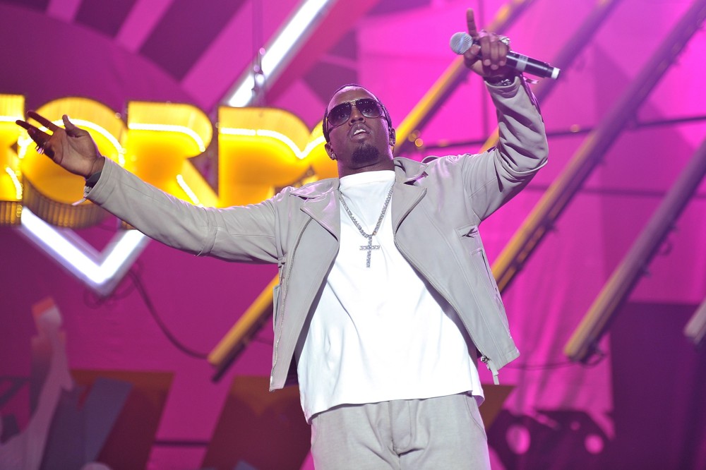 P. Diddy Picture 1 - P. Diddy Performs at The Orange Rockcorps Show