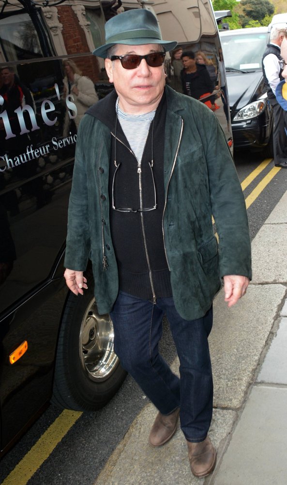 Paul Simon Pictures, Latest News, Videos.