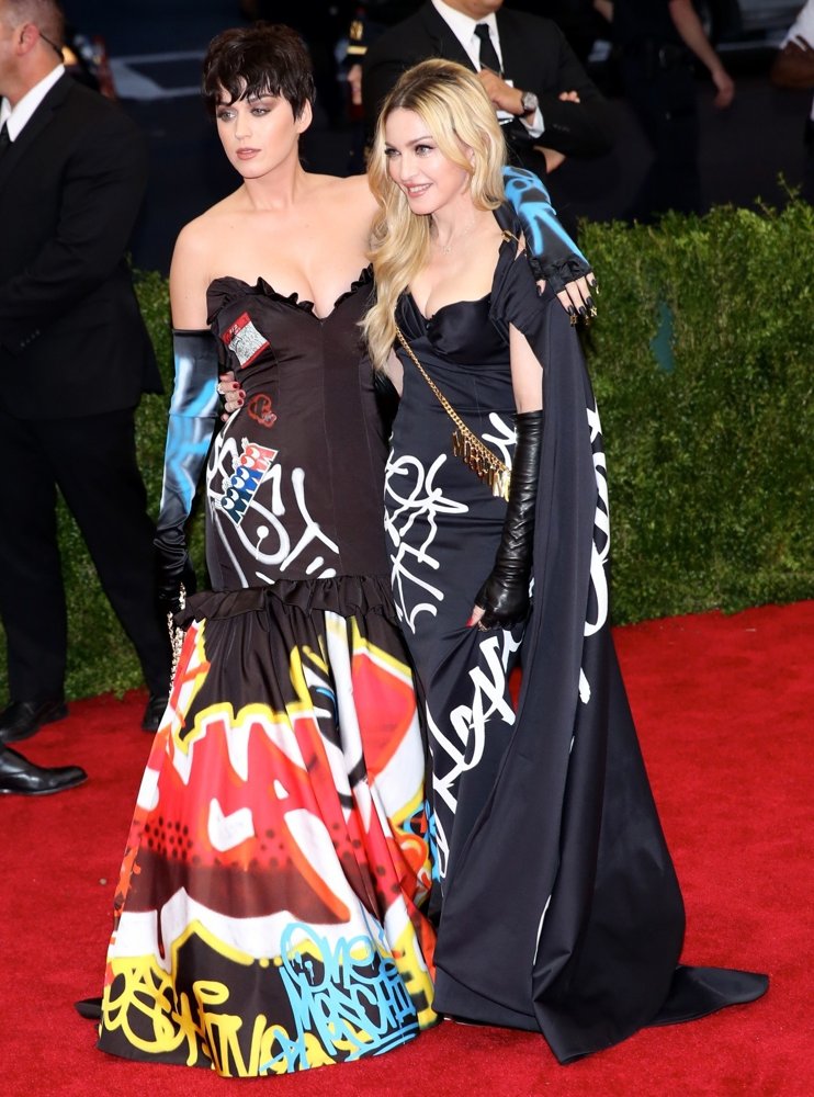 katy-perry Picture 1 - China: Through The Looking Glass Costume ...