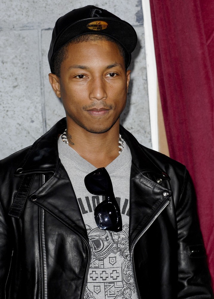 pharrell-williams Picture 1 - Los Angeles Premiere of Sherlock Holmes ...