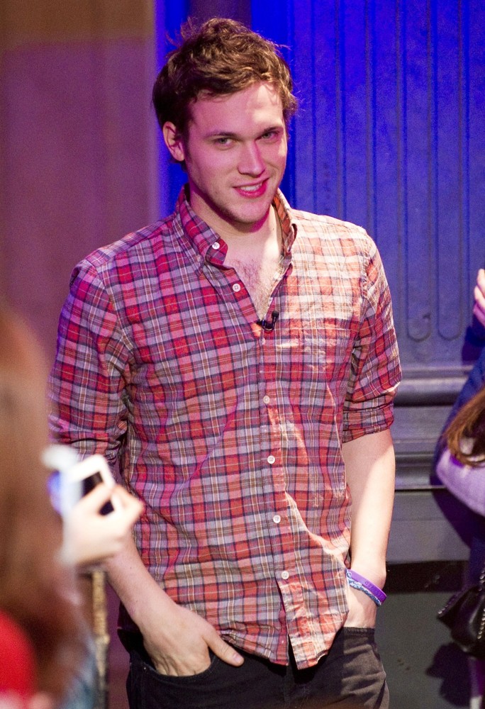 phillip-phillips Picture 1 - Phillip Phillips Interview and Performance ...
