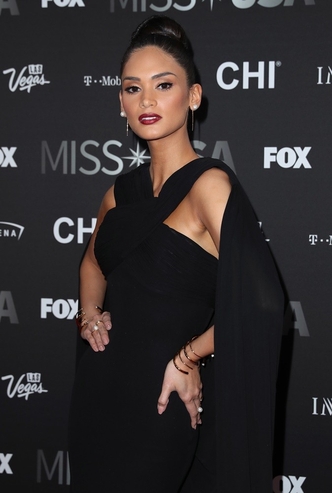 pia-alonzo-wurtzbach Picture 1 - 2016 Miss USA - Red Carpet
