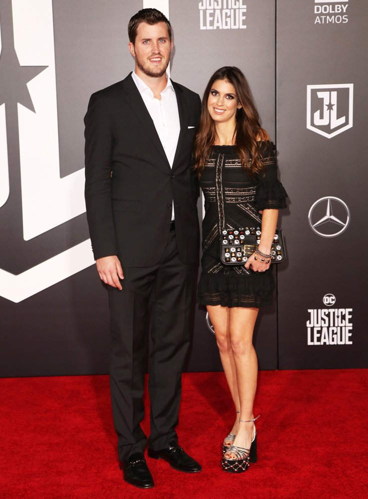 drew-pomeranz Picture 1 - Justice League Film Premiere