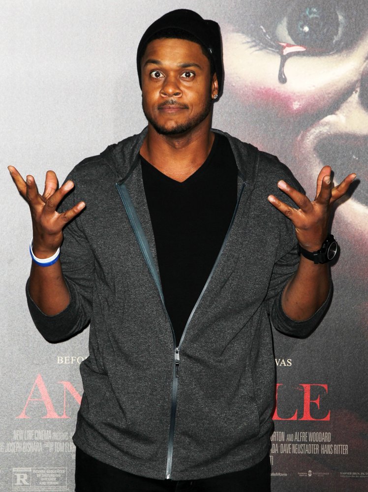 pooch-hall Picture 1 - Premiere of Annabelle - Arrivals