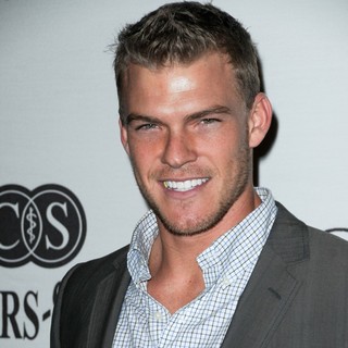 Alan Ritchson Picture 13 - 2010 Cedars-Sinai Board of Governors Gala