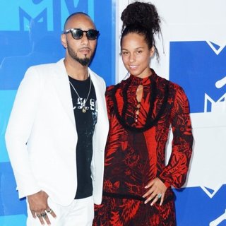 Alicia Keys and Boyfriend Kerry Brothers, Jr. to Wed on July 4 in Long ...