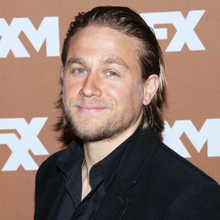 charlie hunnam Picture 31 - The Deadfall Premiere