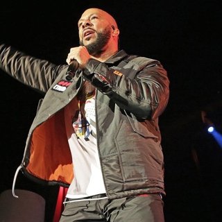 Common Picture 193 - Common Performing at Manchester O2 Ritz