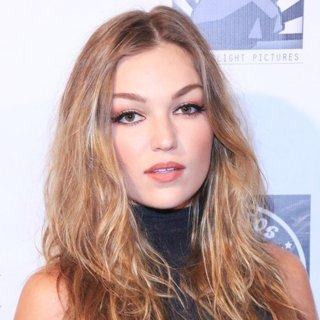 Lili Simmons Pictures, Latest News, Videos.