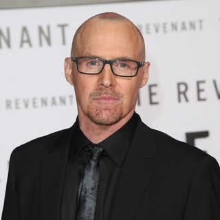 Mark L. Smith Picture 2 - Premiere of 20th Century Fox's The Revenant ...