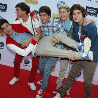 One Direction Picture 14 - GQ Men of The Year Awards 2011 - Arrivals