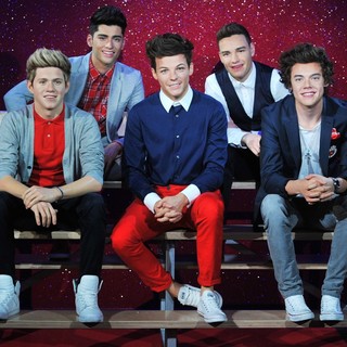 One Direction's Wax Figures Unveiled in Madame Tussauds London