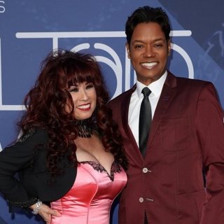 Train Picture 302 - Soul Train Awards 2016 - Red Carpet Arrivals