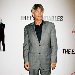 Eric Roberts Picture 1 - The Queen Los Angeles Premiere