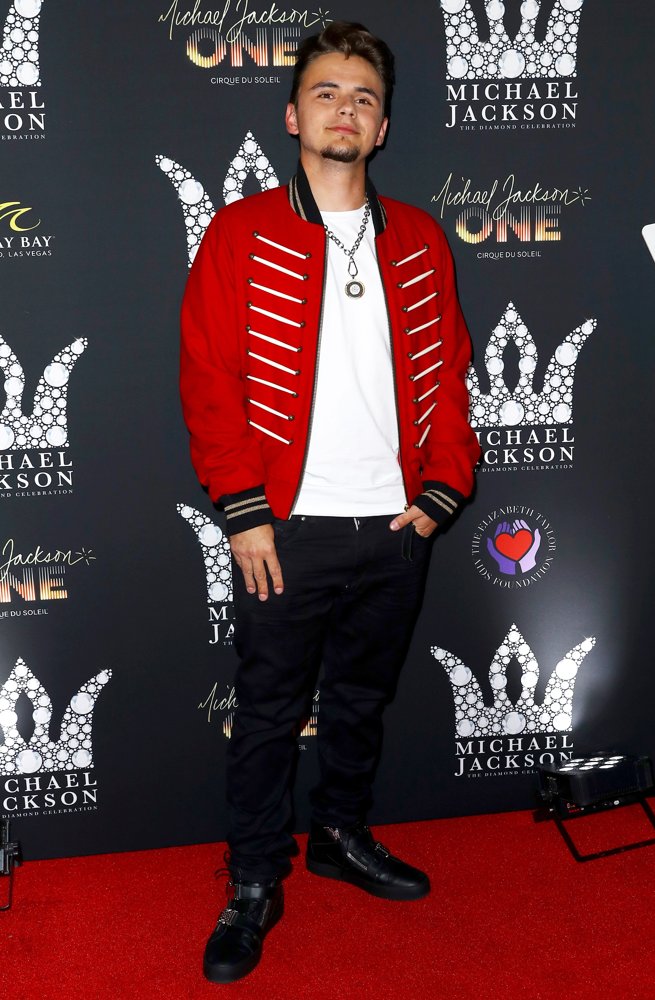 Jackson Picture 1 - Michael Jackson Diamond Birthday Celebration