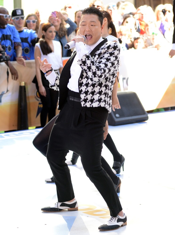 PSY Picture 1 - PSY Performing Live as Part of NBC's Today Show Concert ...