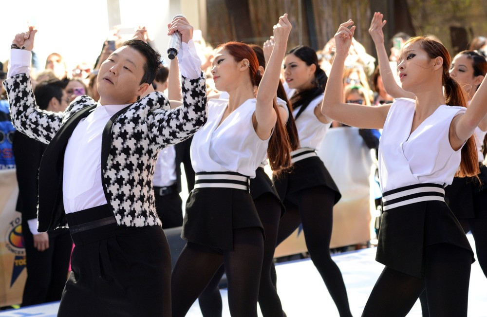 PSY Picture 1 - PSY Performing Live as Part of NBC's Today Show Concert ...