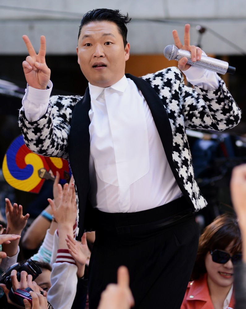 PSY Picture 1 - PSY Performing Live as Part of NBC's Today Show Concert ...