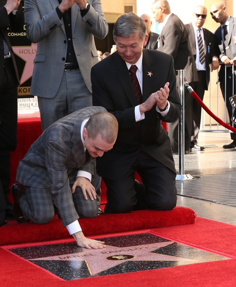daniel-radcliffe Picture 1 - Daniel Radcliffe Honored with Star on The ...