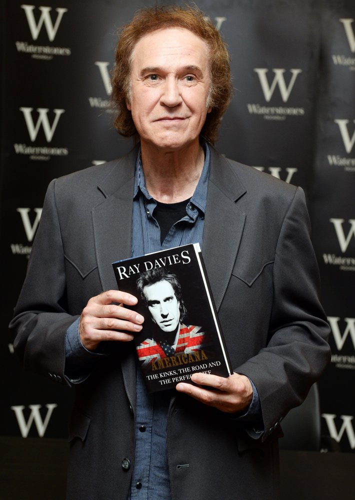 ray davies Picture 10 - Ray Davies Attends The Signing of His Autobiography