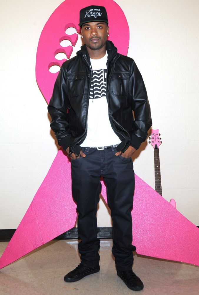 Ray J Picture 1 - Ray J Appears During Think Pink Rocks
