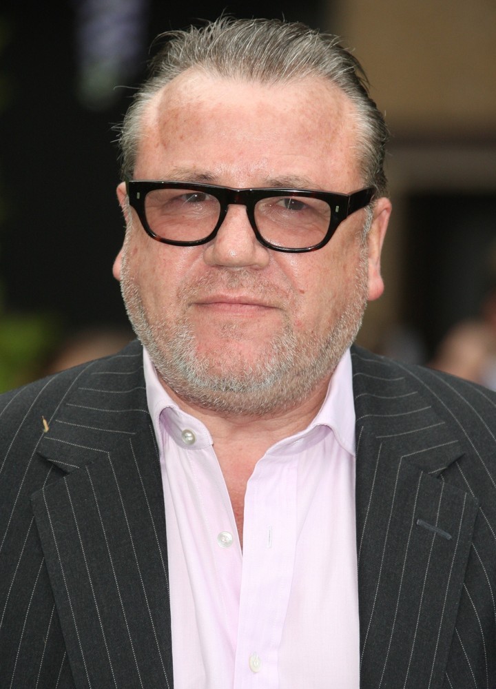 Ray Winstone Picture 1 - World Premiere of Snow White and the Huntsman ...