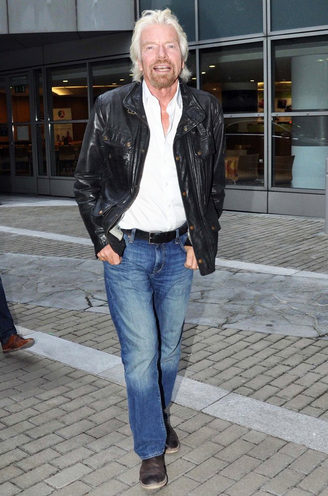 richard-branson Picture 1 - Richard Branson Arriving at The Wood Quay Venue